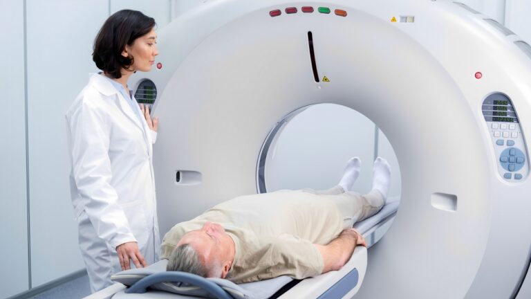 Esquema FAST Forward para Cáncer de Mama